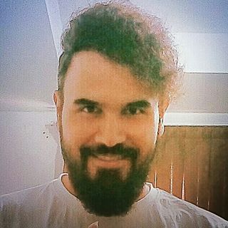 دانلود آهنگ علیسا به نام شاه نشین MP3 کیفیت اصلی و تکست